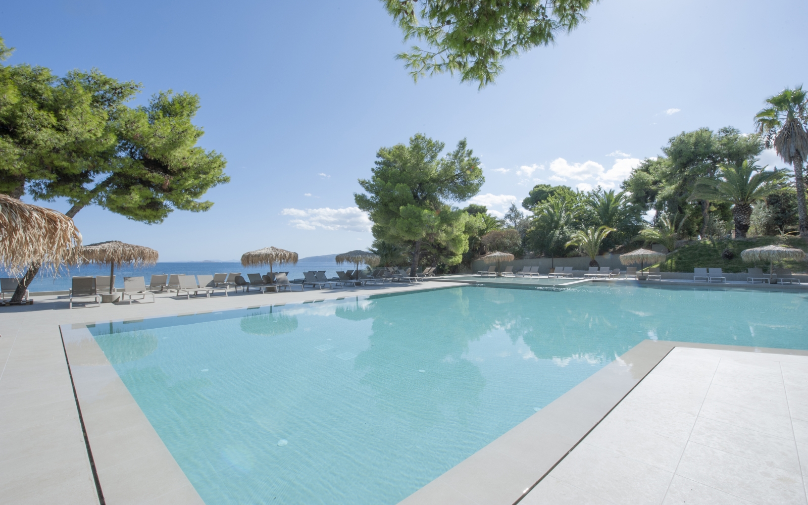 Pool Area, Hotel King Saron